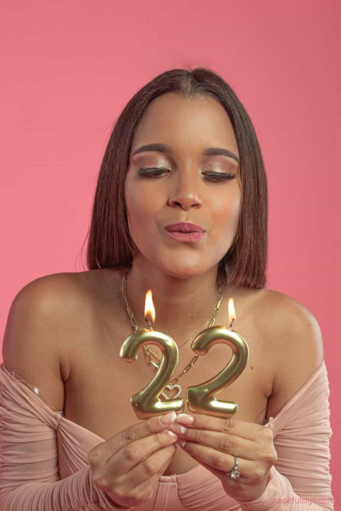 22 Angel Number Meaning Love Twin Flame Money More 22 Angel Number Meaning Love Twin Flame Money More